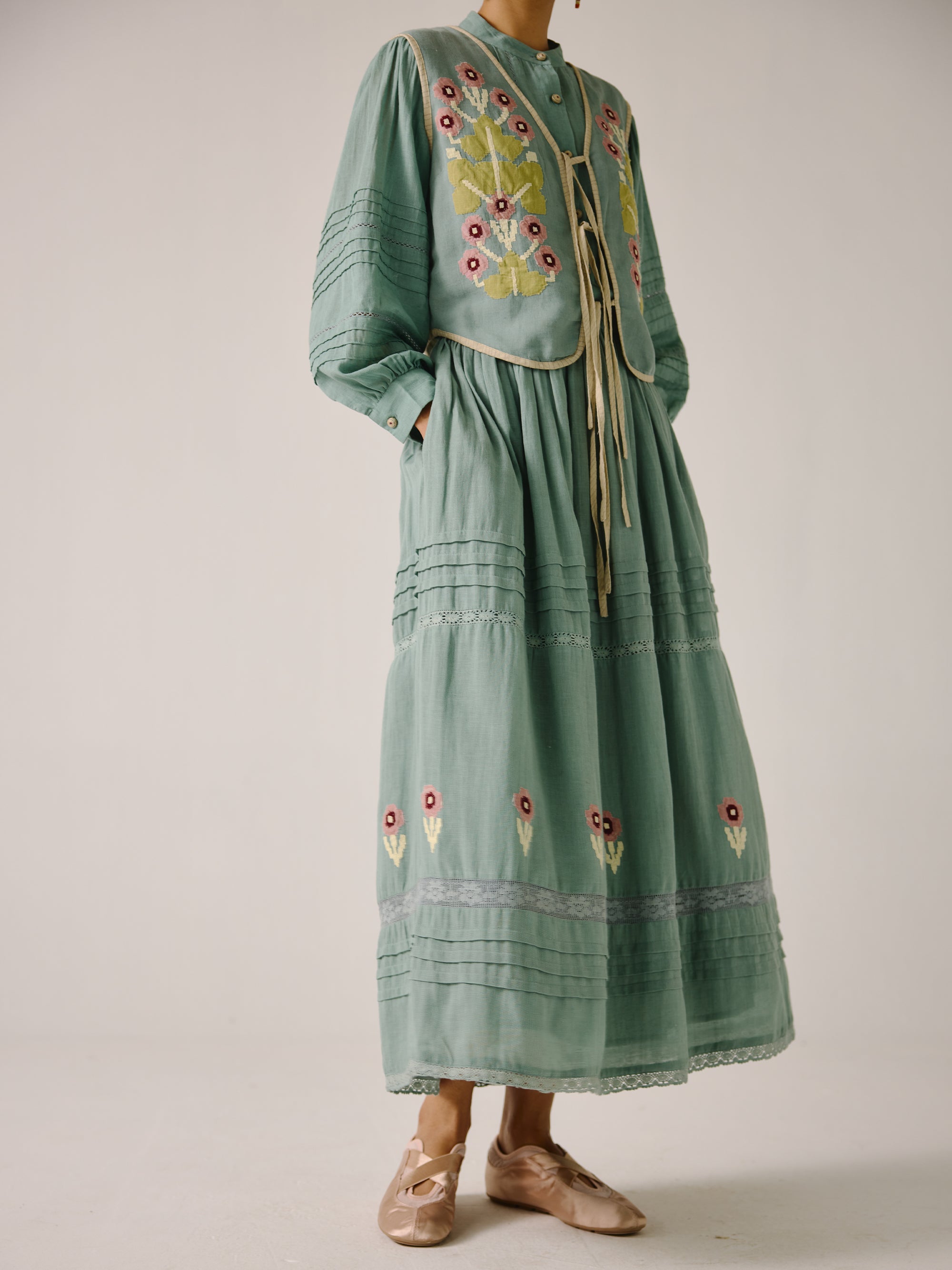 Cara Set – CordStudio